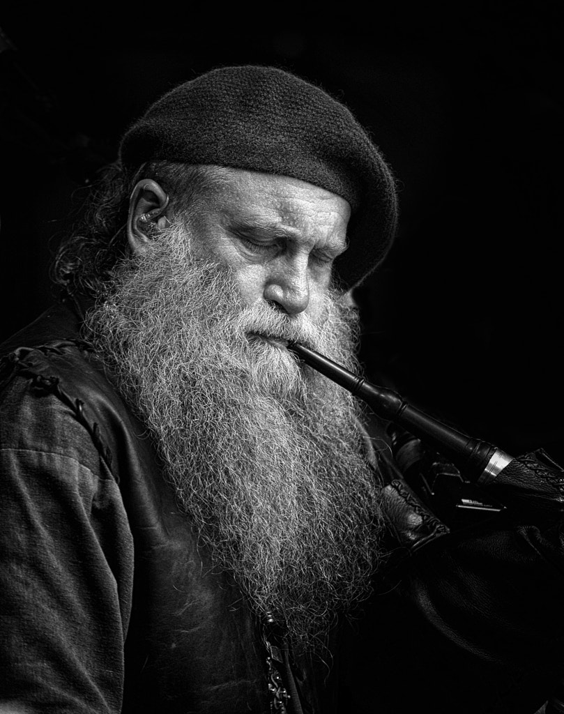 Der Dudelsackspieler by Frank Reinbold / 500px