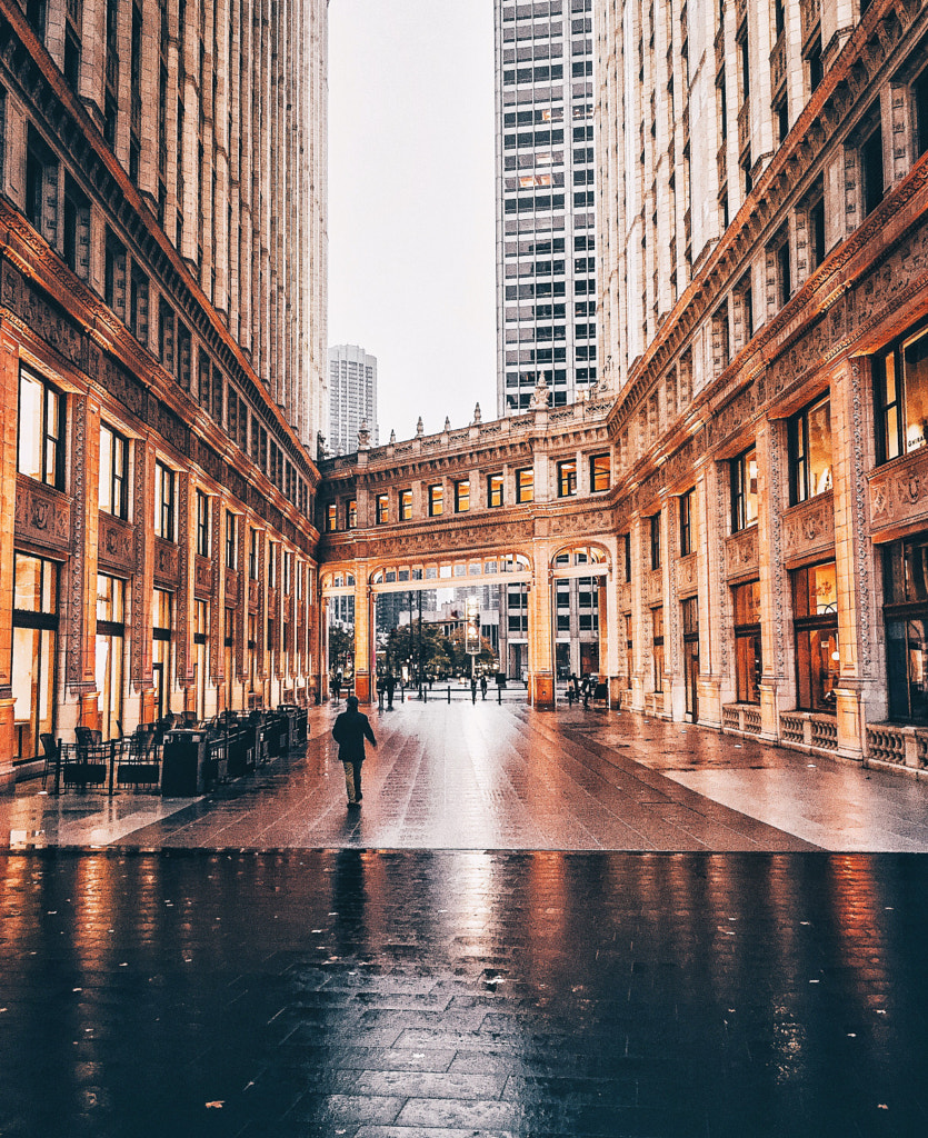 Chicago alleyways by Neal Kumar / 500px