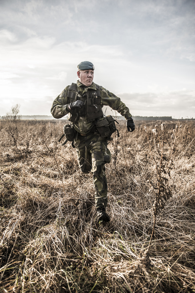 Running soldier by Ingemar Gardell / 500px
