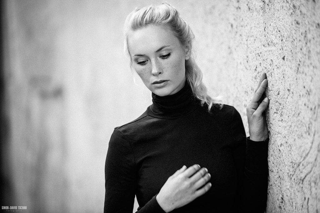 - lost in thought - by Simon-David Tschan / 500px