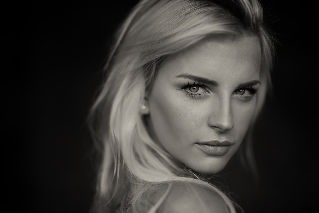 Katharina by Mark Prinz / 500px