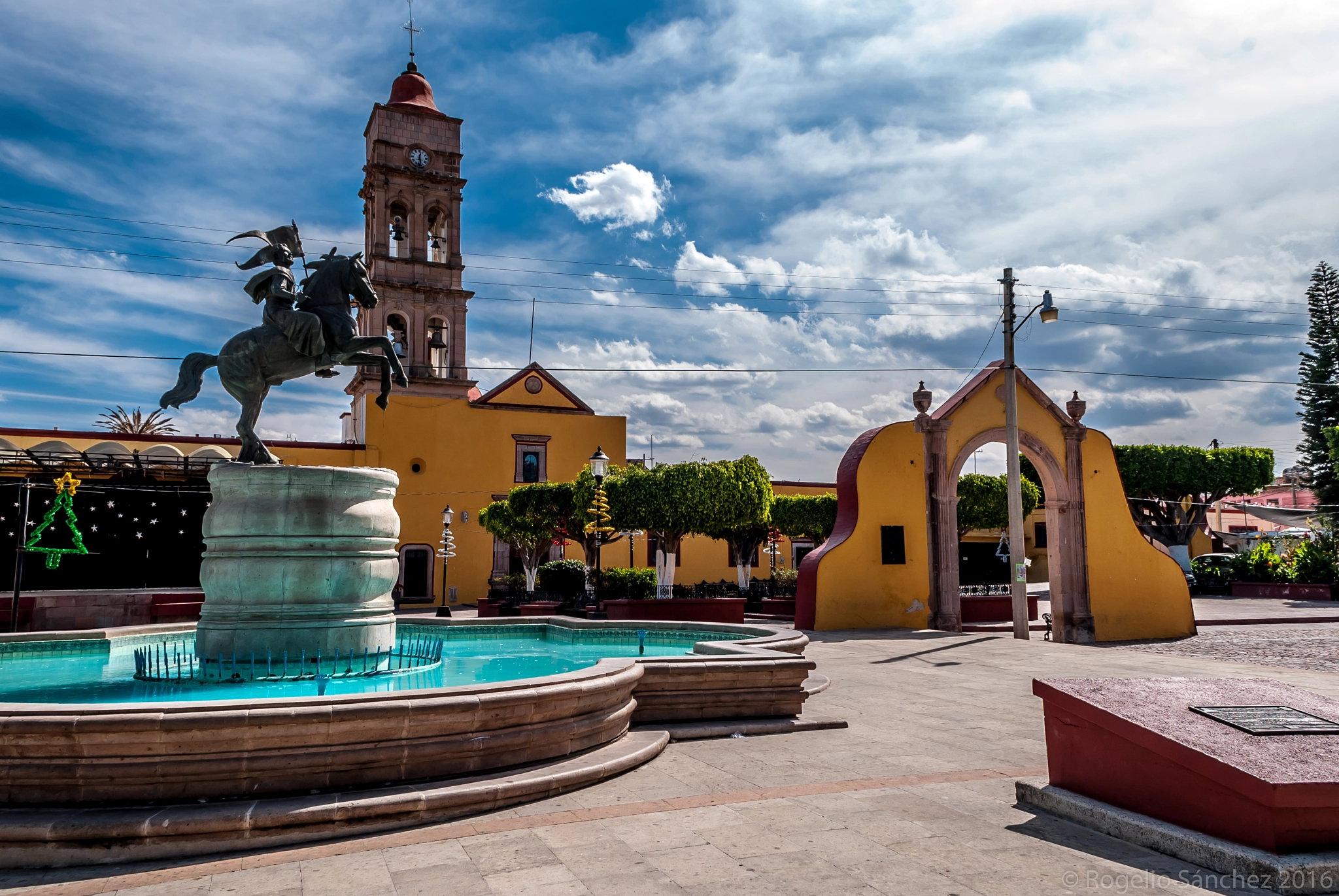 Jardín de Tarandacuao, Guanajuato, México by Rogelio Sánchez - Photo ...