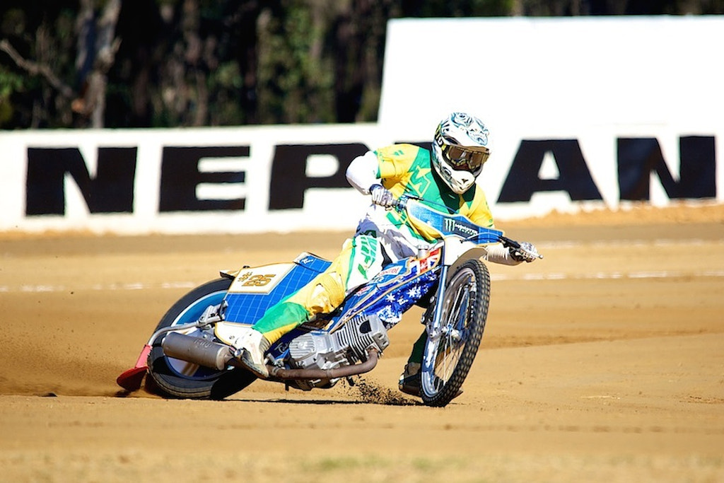 tenths motorsport photography speedway king of nepean by Glenn Keating ...