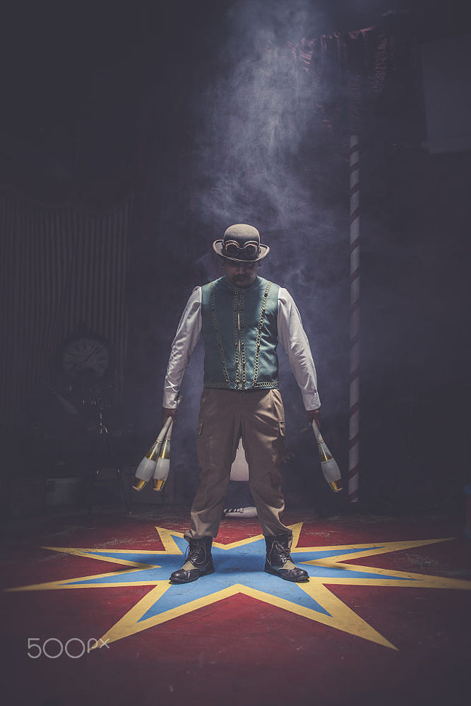 Stefan juggler by Jaco Bothma / 500px