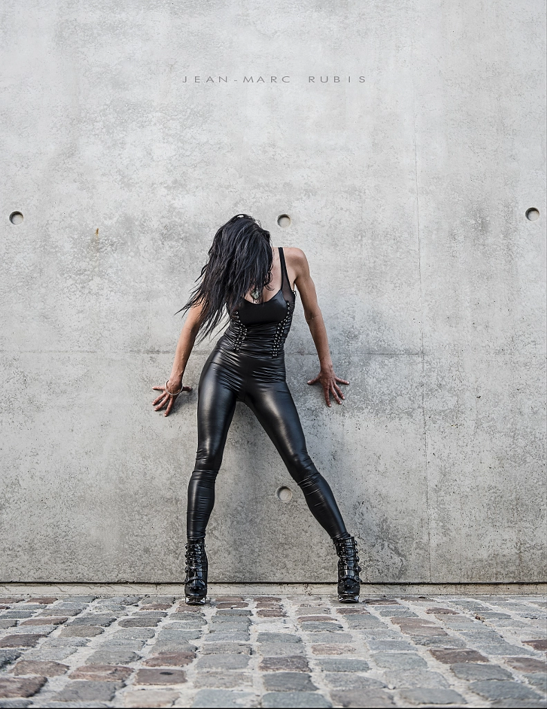Concrete gives the heat back (#2) by Jean-Marc Rubis / 500px