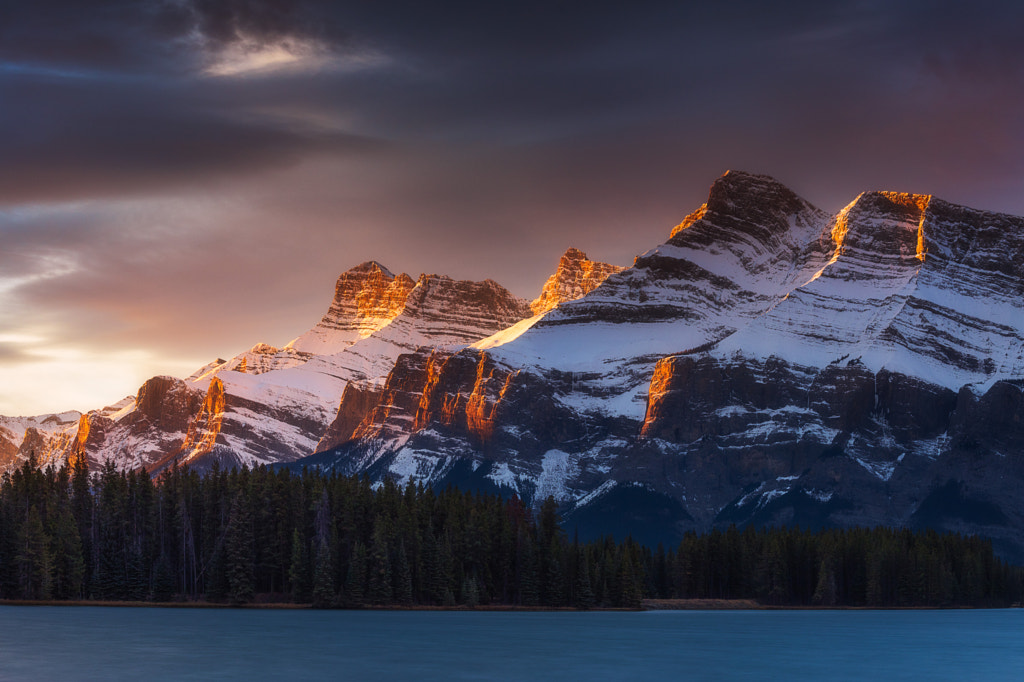 Sidelight by Dylan Toh & Marianne Lim / 500px