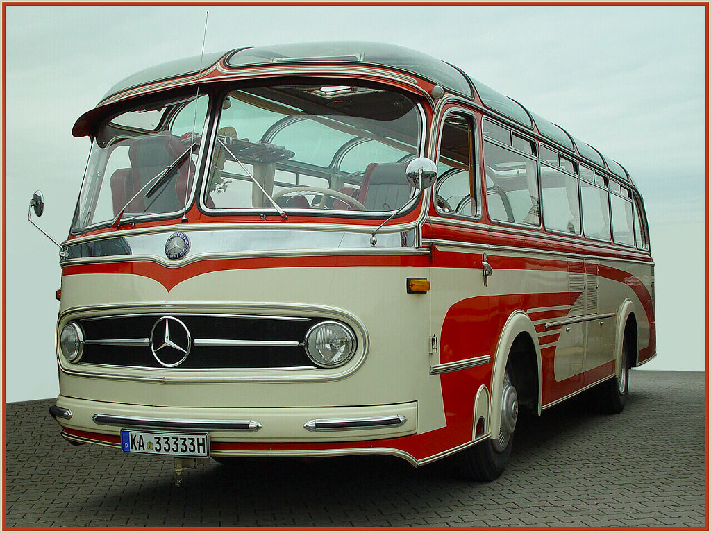 Mercedes-Benz Travel Bus by MILSTER / 500px
