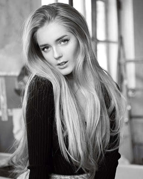 Julia by Maxim Guselnikov / 500px