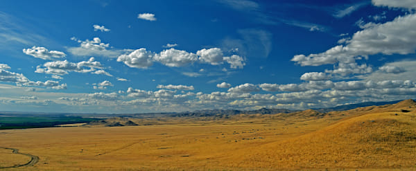 Valley Meets Hills by Greg Ketchum / 500px