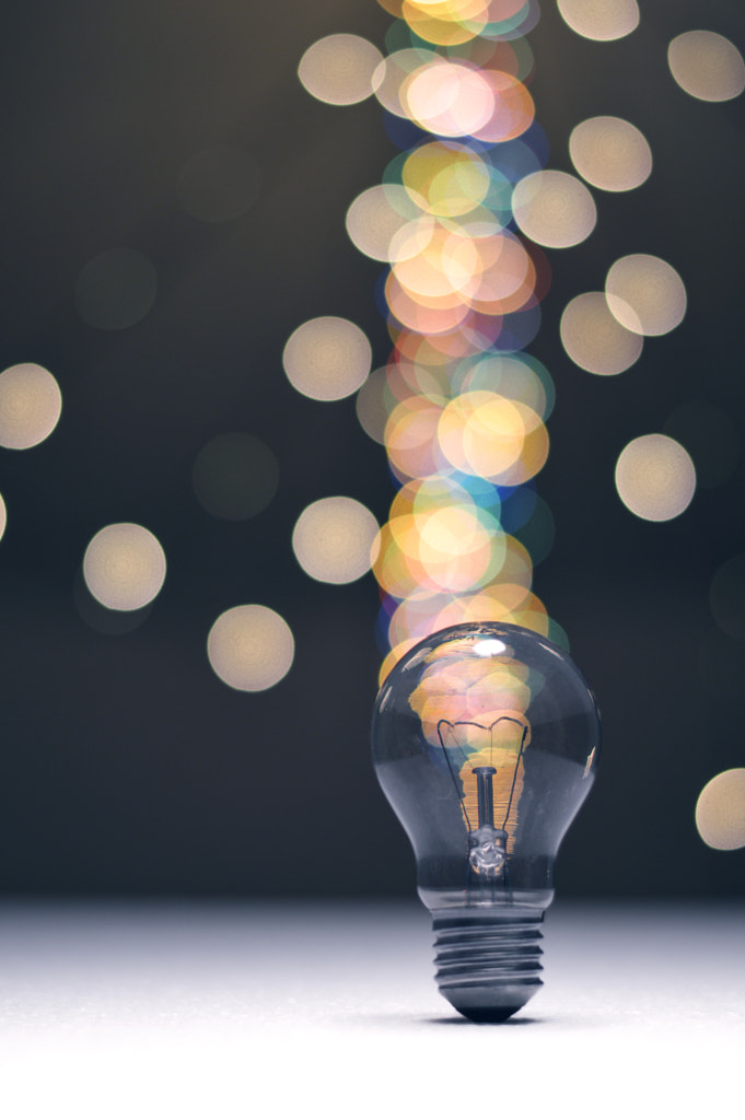 Bulb bokeh by Tomislav Safundžić / 500px