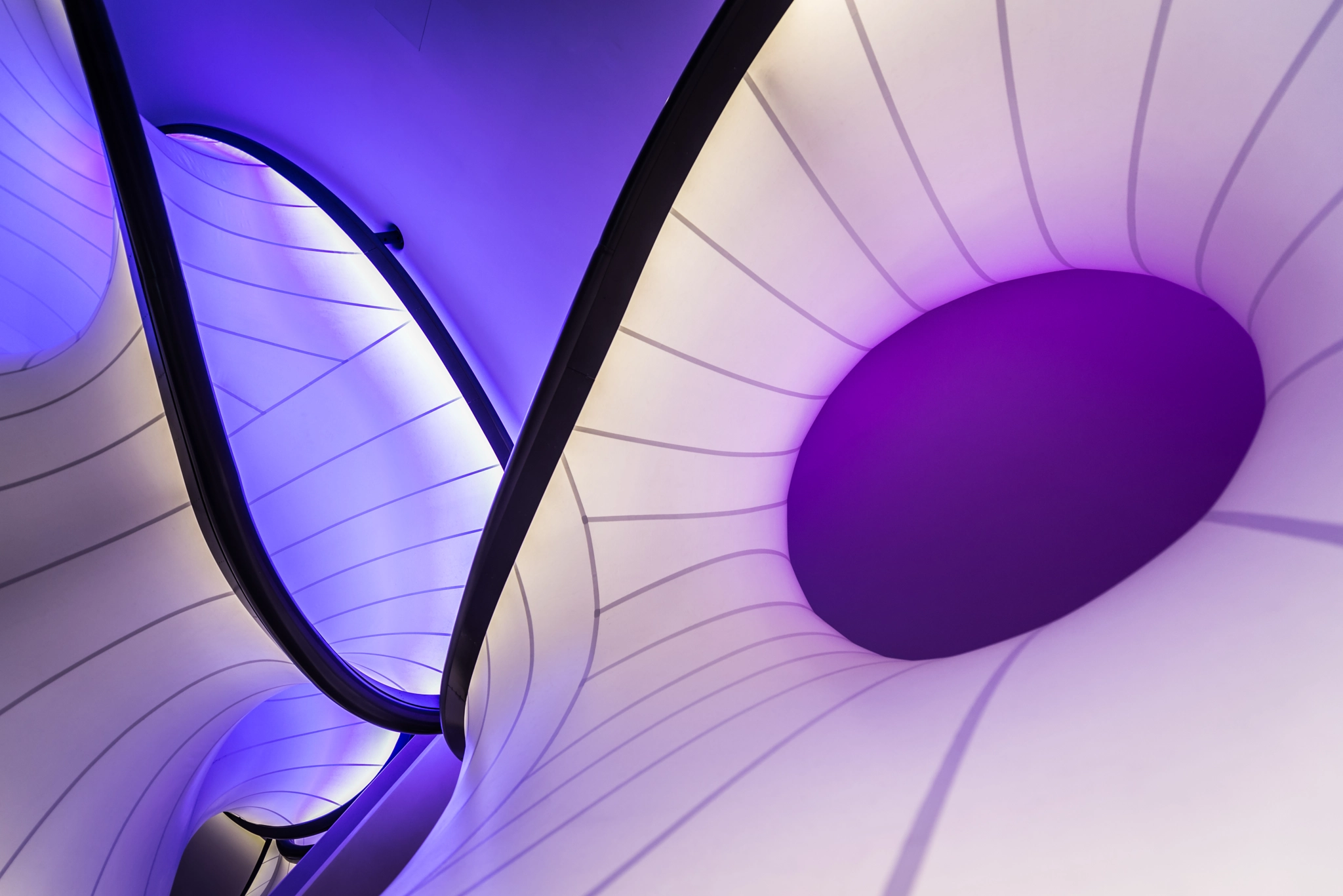 Modern Architectural Curves | creative photo by Sean Batten | 500px