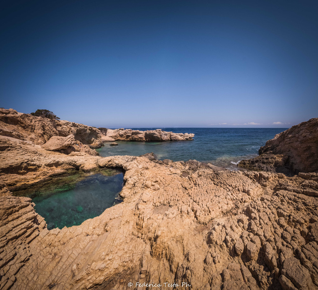 The green hole by Federica Testa / 500px