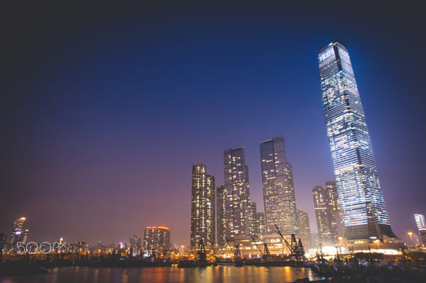 Buildings, shopping mall by Hiro Ho / 500px
