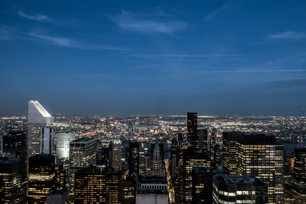 Lost in metropolitan by Ray LEI | 500px