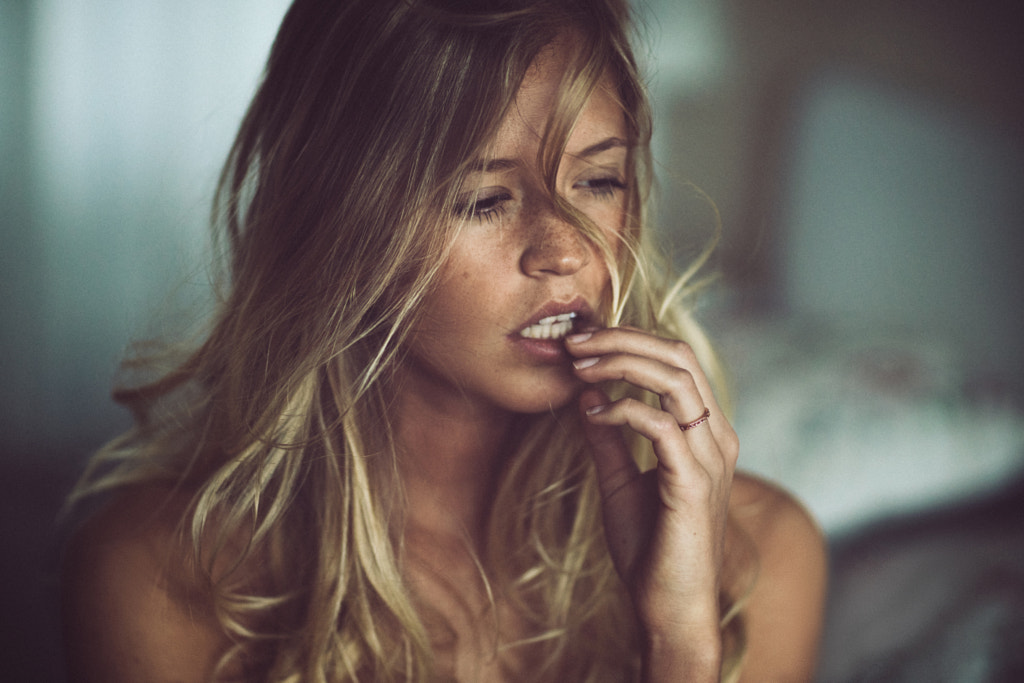 Mara by Alex Heitz / 500px