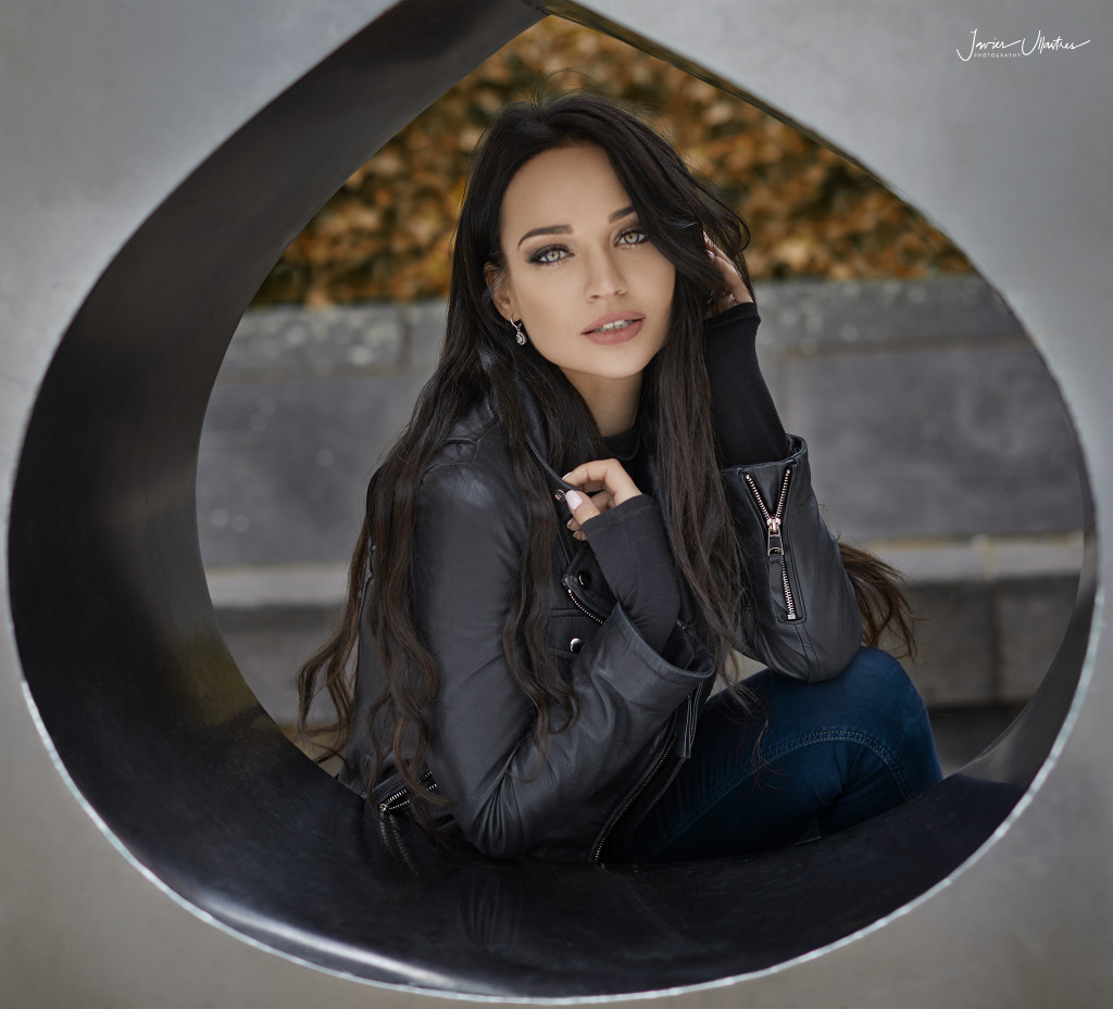 Angelina 8 by Javier Ullastres / 500px