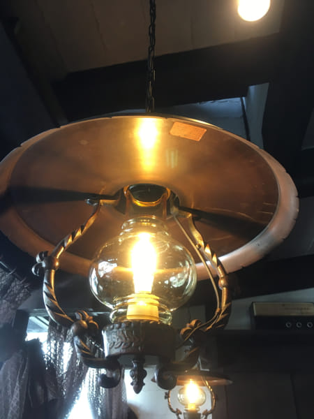 Vintage Industrial Light Fixture | still life photo by Tokuichirou ...