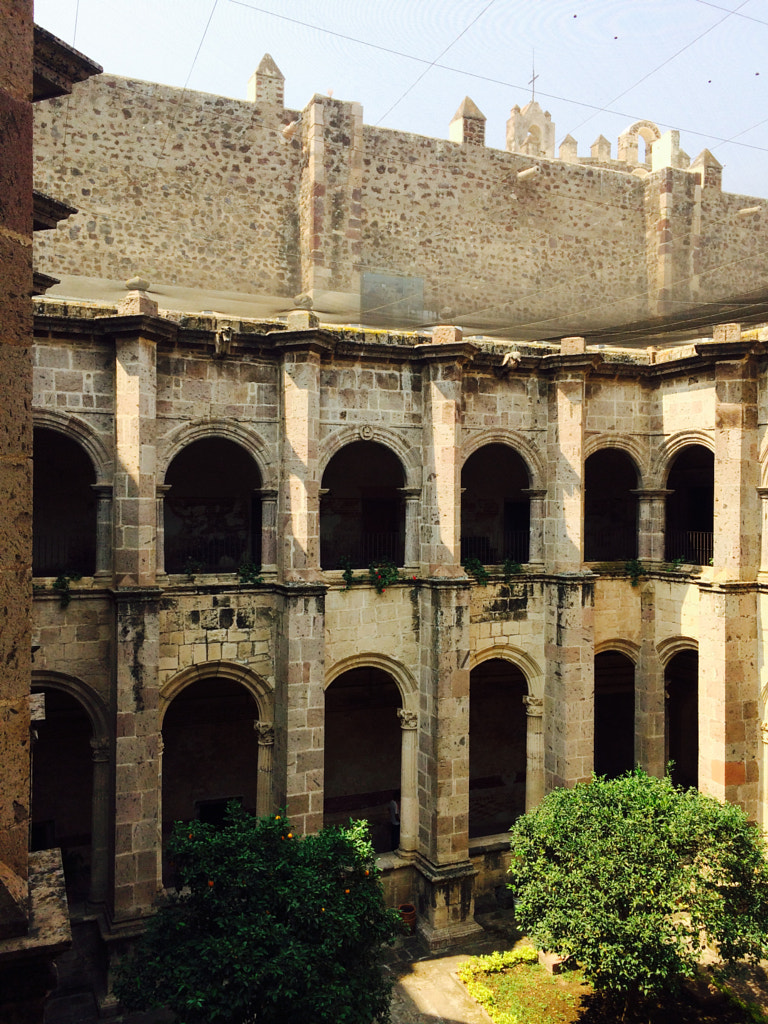 Ex convento de San Agustin en Yuriria, Gto. by Cristian Ramírez / 500px