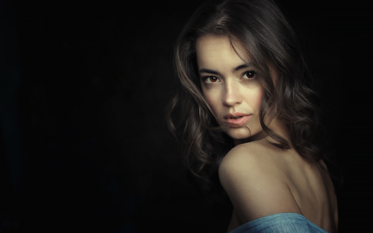 Lidia Savoderova curated by Kari R / 500px