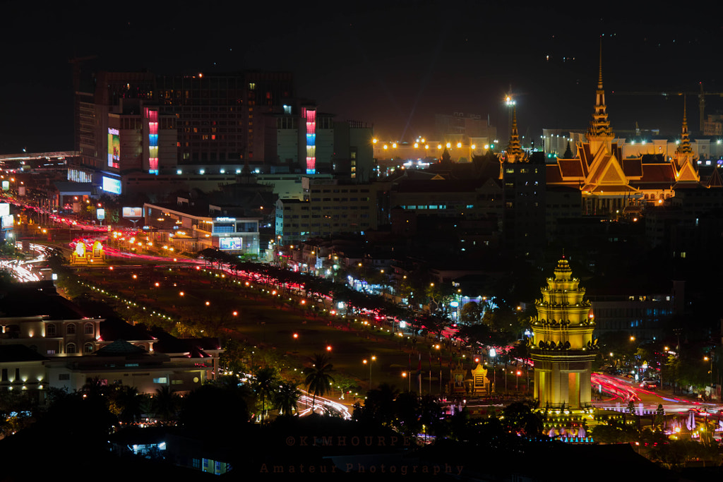 Phnom Penh Night by KimHour Peuv / 500px