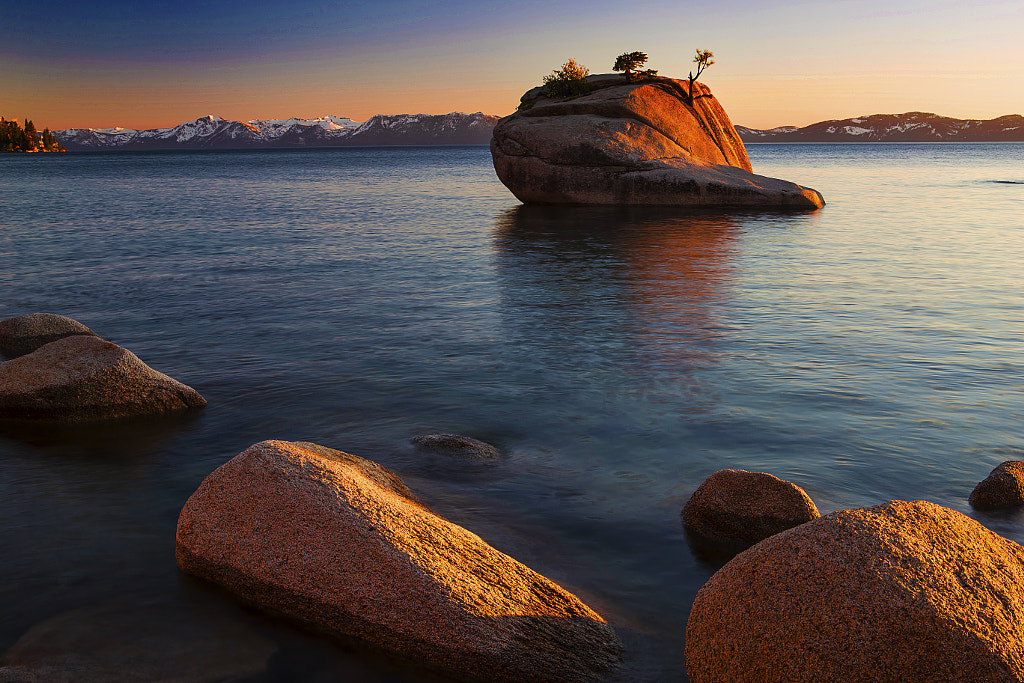 Bonsai Rock, California, Lake Tahoe, Rocks, Sand Harbor State Park ...
