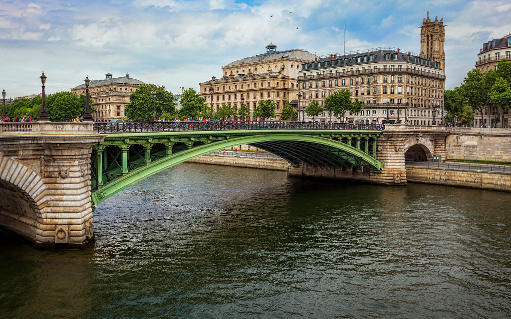 Seine River by Brian Behling / 500px