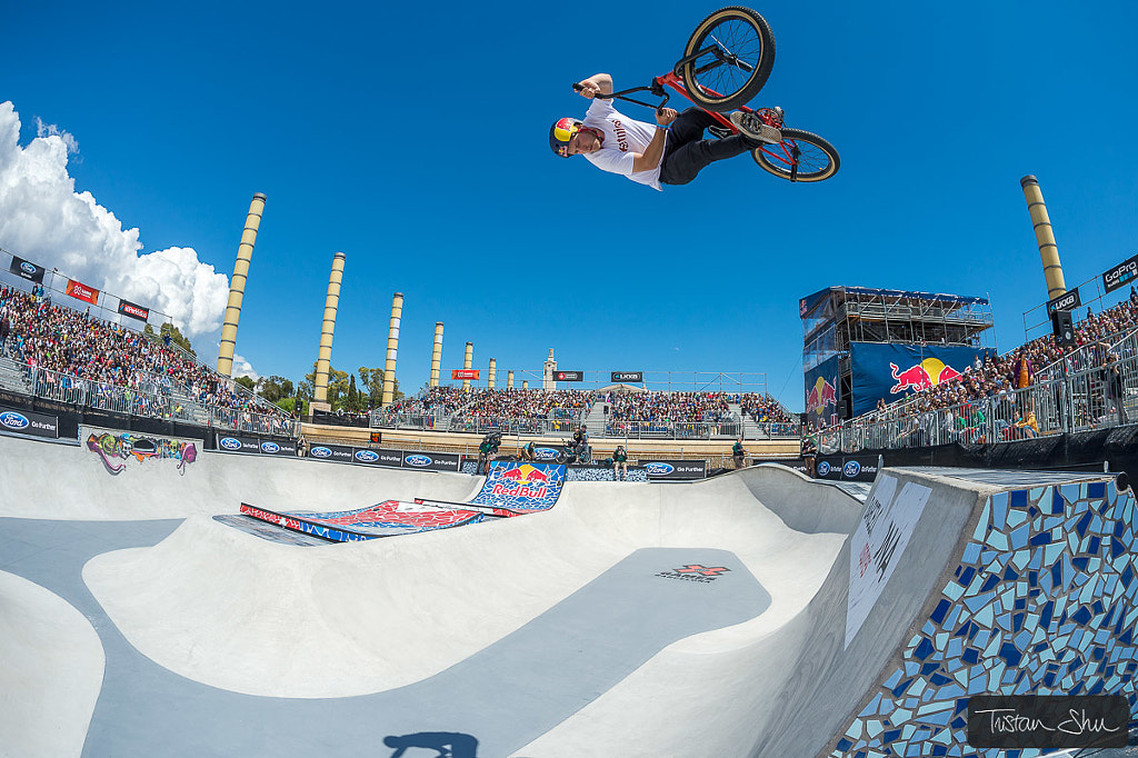 Sergio Layos competing in BMX Freestyle Park by Tristan Shu / 500px
