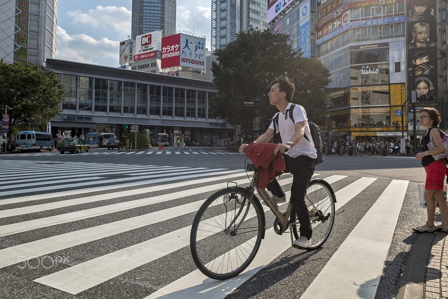 empty Shibuya Crossing by Yaman Ibrahim / 500px