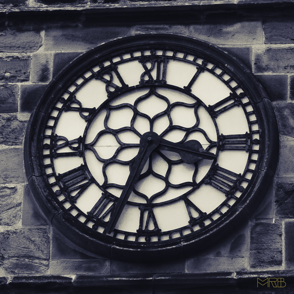 Clock face by Mike Bennett / 500px