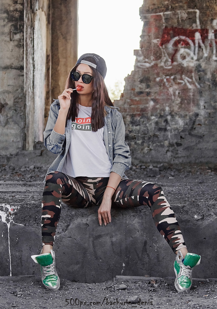 Girl and Lollipop by Denis Bachurin / 500px