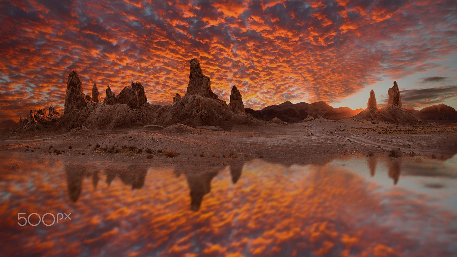 Trona Pinnacles sunset by Lara Koo / 500px