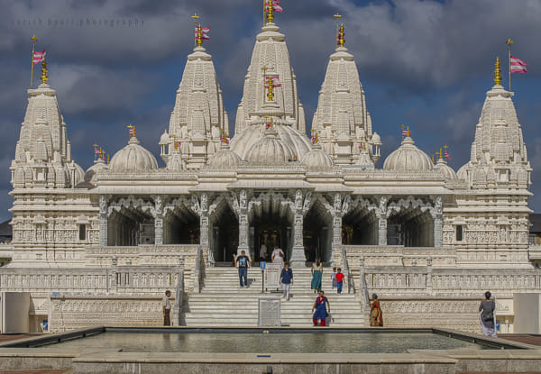 Swaminarayan Hindu Temple (front view), Houston by Satish Byali / 500px