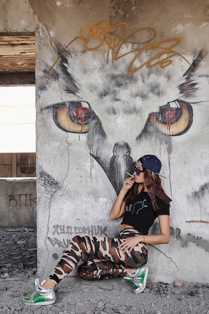 in front of the eyes of an owl by Denis Bachurin / 500px