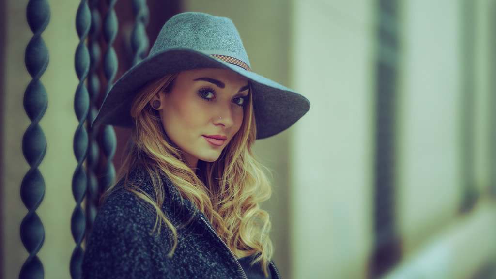 Carla by DAVID MAS / 500px