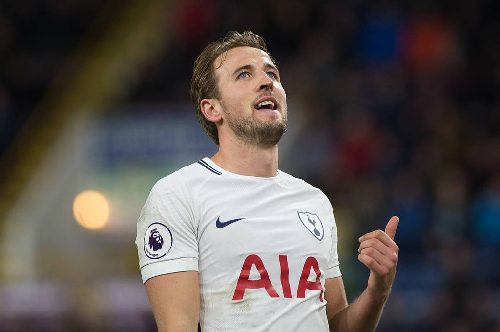 Harry Kane scoring the penultimate of his 8 hattricks and drawing level ...