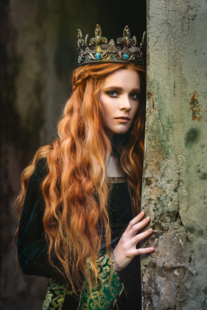Ginger queen near the castle by Evgeniya Litovchenko / 500px