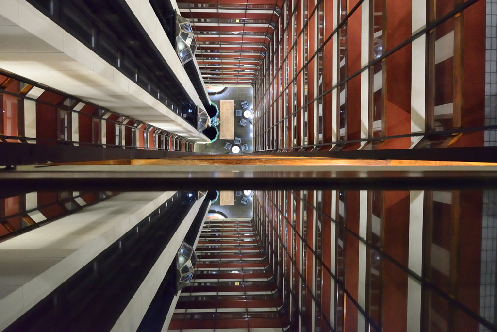 Glass sill by Edvaner Consalter / 500px