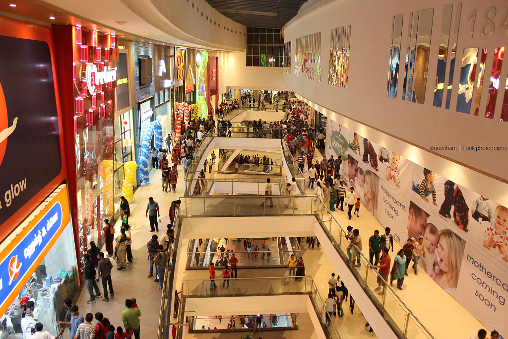 phoenix mall velachery by Gowtham raj / 500px