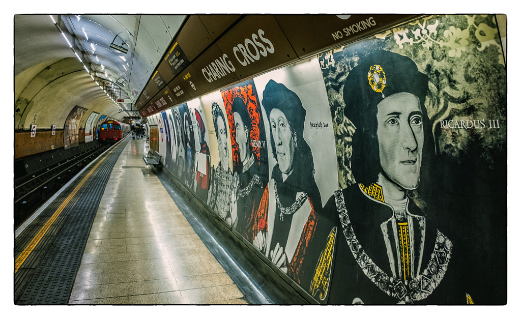 Platform Charing Cross Underground Station (Cross Process Effect ...
