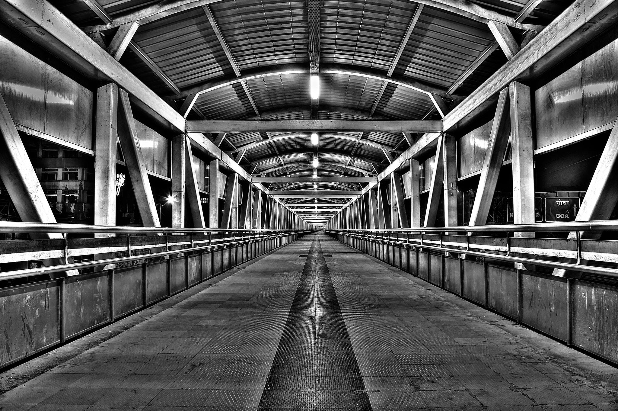 Sky Walker by Ashish Gaikwad / 500px