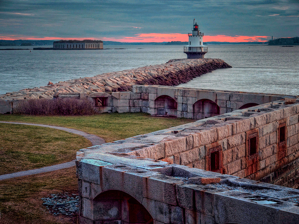 Spring Point Lighthouse by Alan Borror / 500px