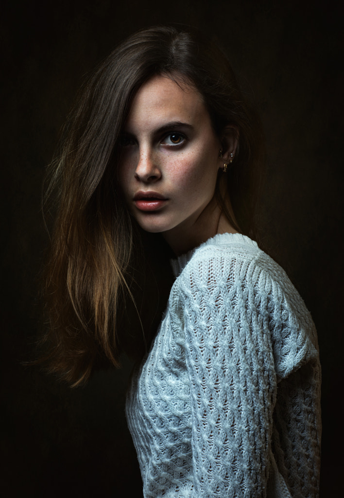 Alisa by Zachar Rise / 500px