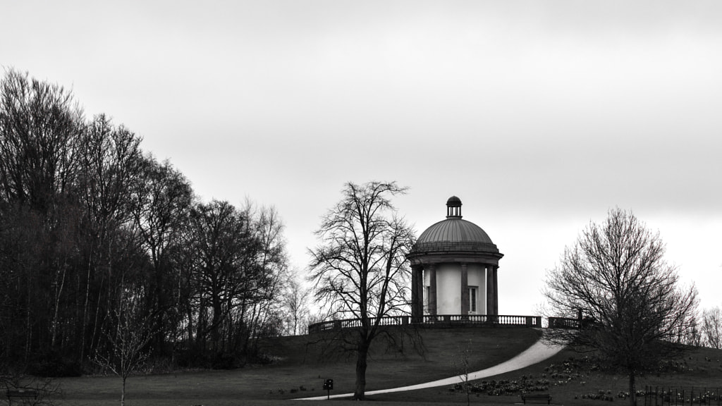 Heaton Park Temple Acradia by Paul Miller / 500px