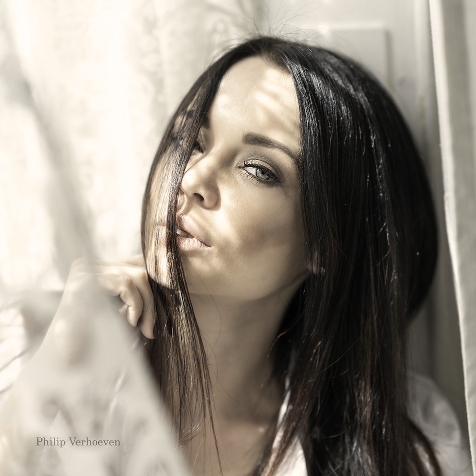 Portret of Angelina by Philip Verhoeven / 500px