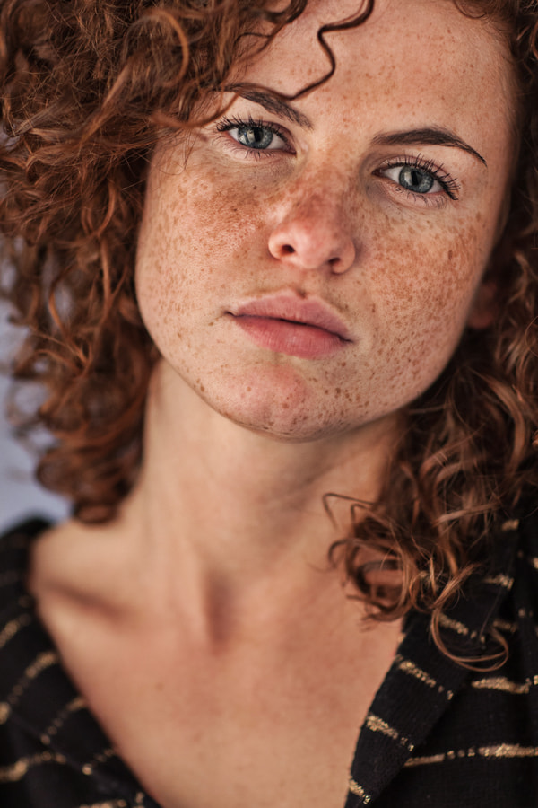 Alla by Roland Guth / 500px