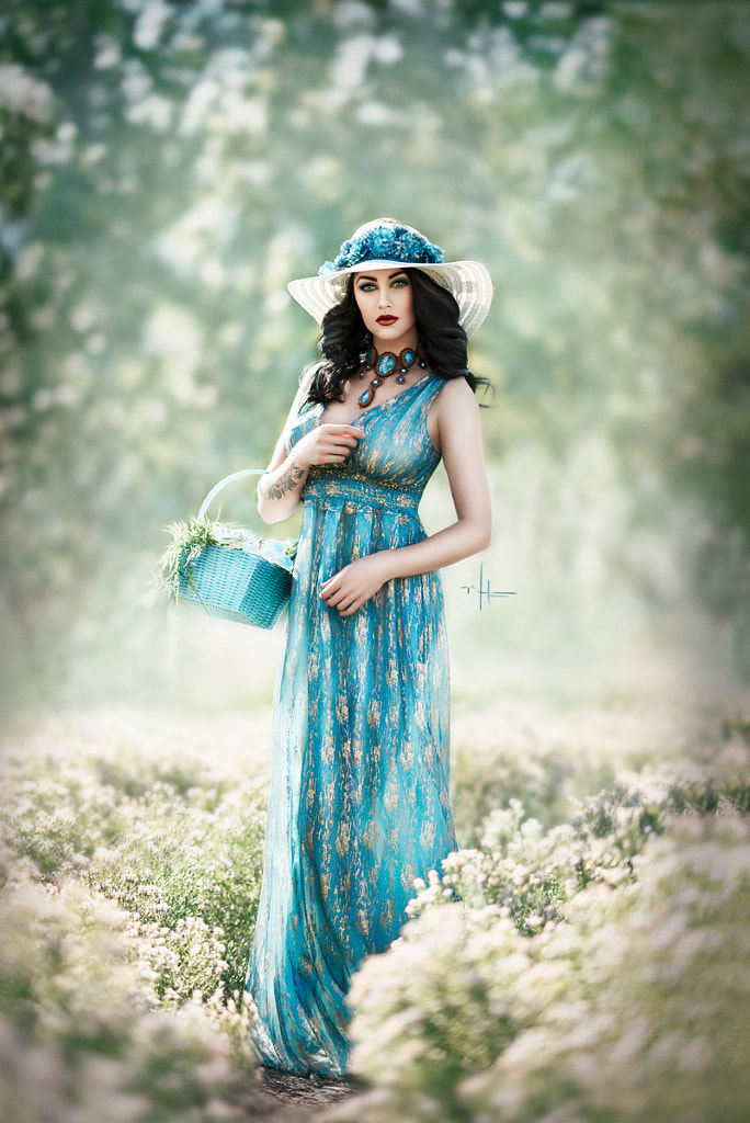 Annie by Nikki Harrison / 500px