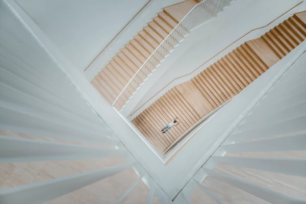 Flop down by Wings / 500px