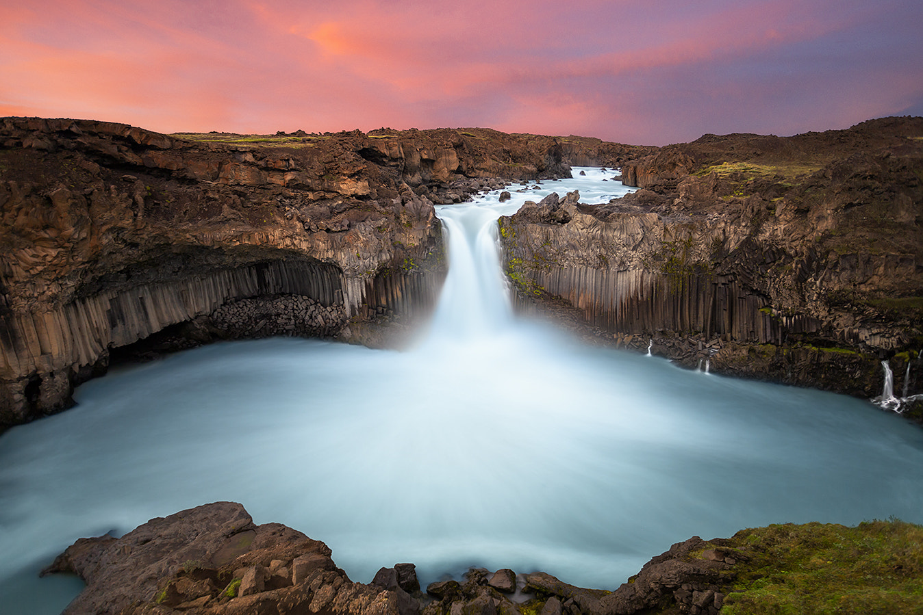 Raúl Cruz (roadtothemoon) Photos / 500px