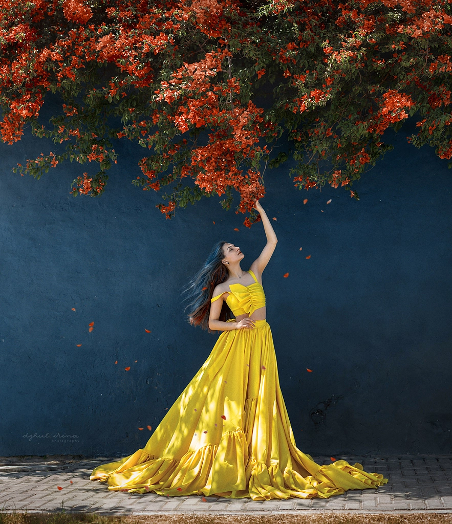 Flower girl by Irina Dzhul / 500px