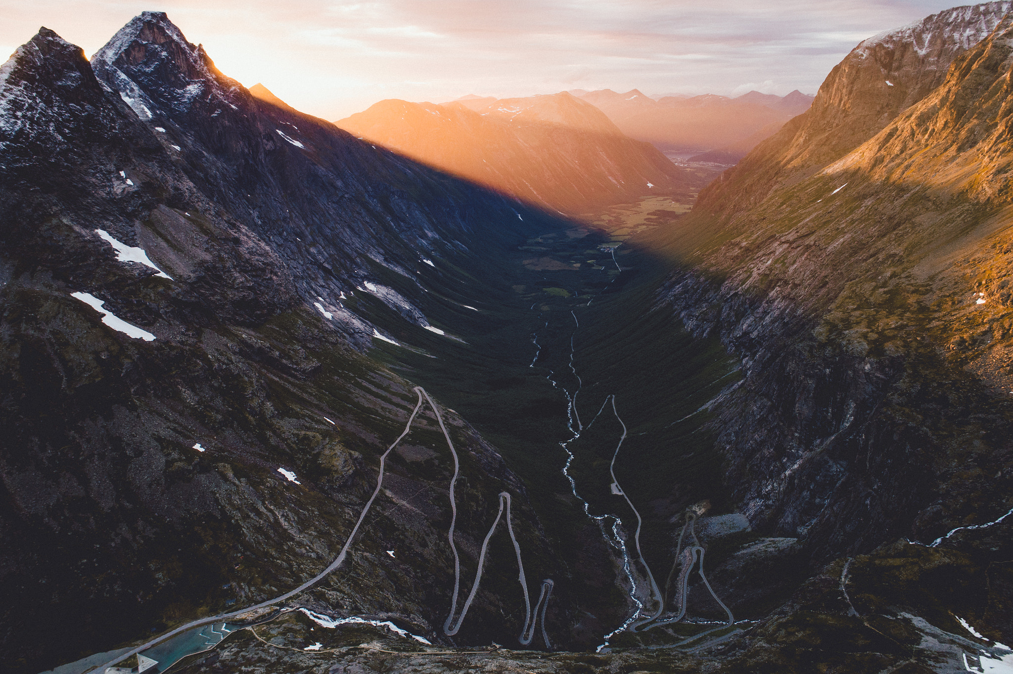 SamAlive by Sam Alive / 500px